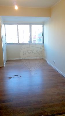 Apartamento T1 para arrendar em Águas Livres, Amadora | RE/MAX Portugal