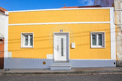 Moradia T2 à venda em Olhalvo, Alenquer | RE/MAX Portugal