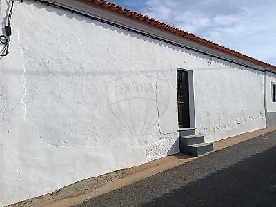 Moradia T2 à venda em Pias, Serpa | RE/MAX Portugal