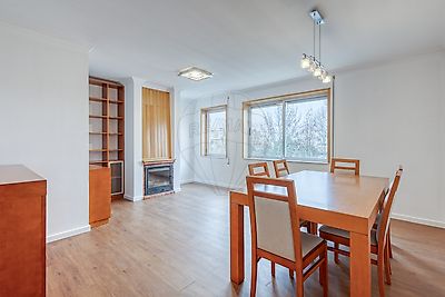 Apartamento T2 para arrendar em Pedrouços, Maia | RE/MAX Portugal