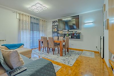 Moradia T4 à venda em Mozelos, Santa Maria da Feira | RE/MAX Portugal