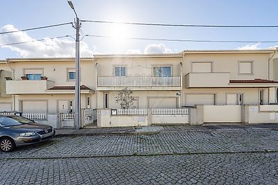 Moradia T3 à venda em Caíde de Rei, Lousada | RE/MAX Portugal