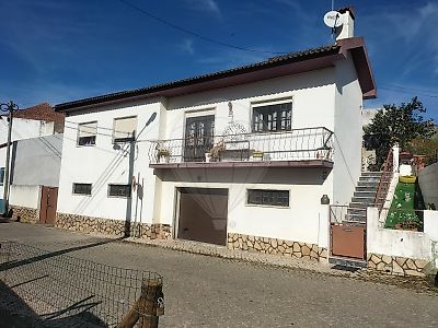 Moradia T2 à venda em Peral, Cadaval | RE/MAX Portugal